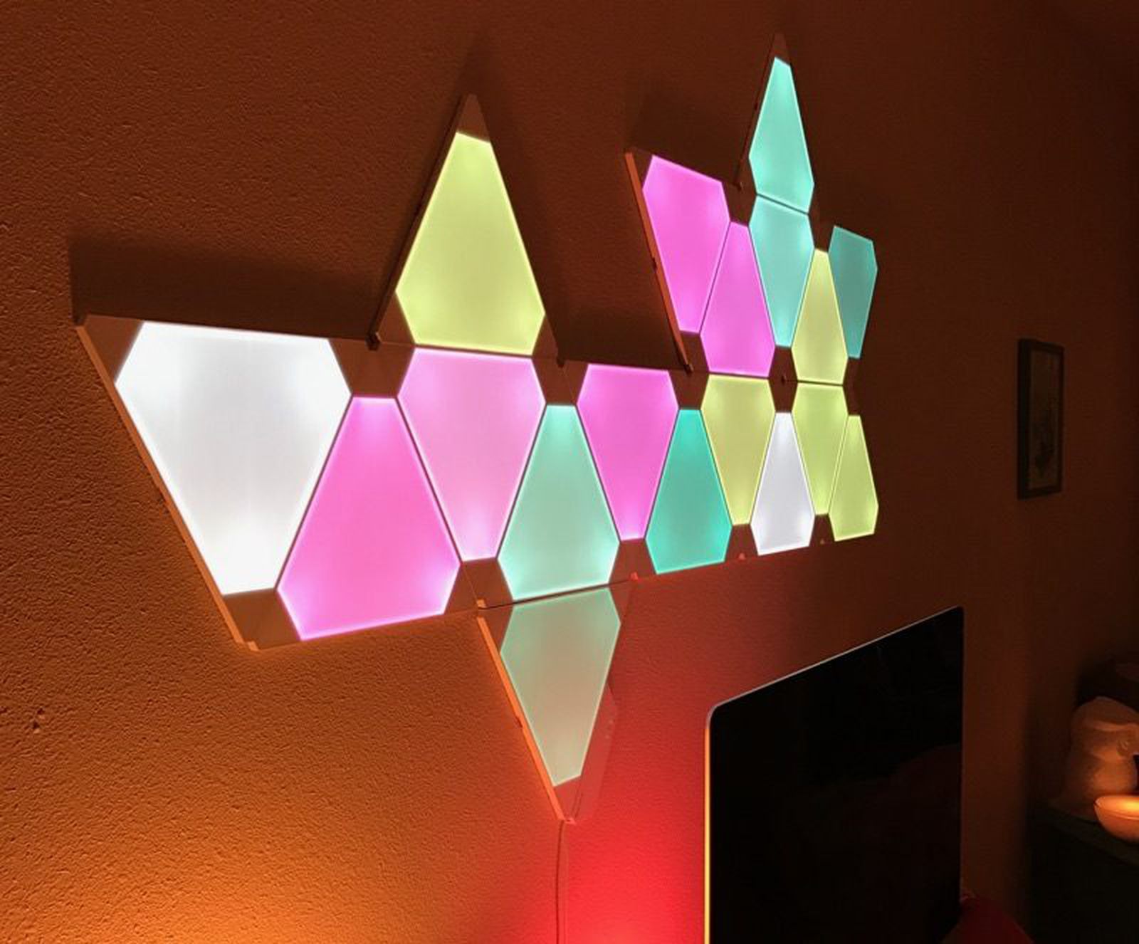 Nanoleaf Aurora Light Panels Review - MacRumors