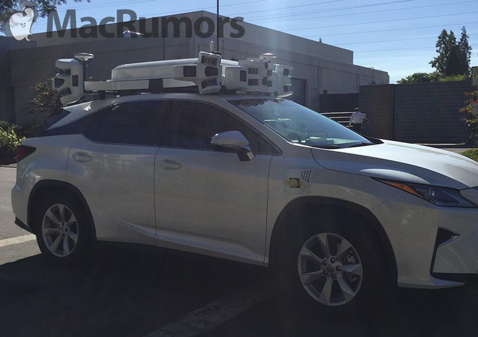 New Apple SUVs With Expansive Autonomous Driving LIDAR Setup Spotted on ...