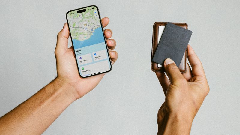 Nomad Tracking Card Review - MacRumors