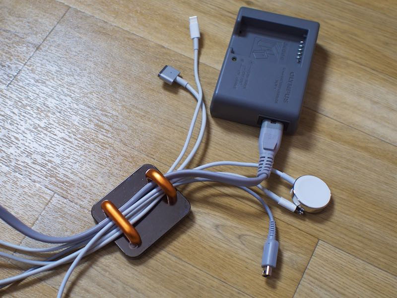 Griffin Guide Magnetic Cable Management Set Review - MacRumors