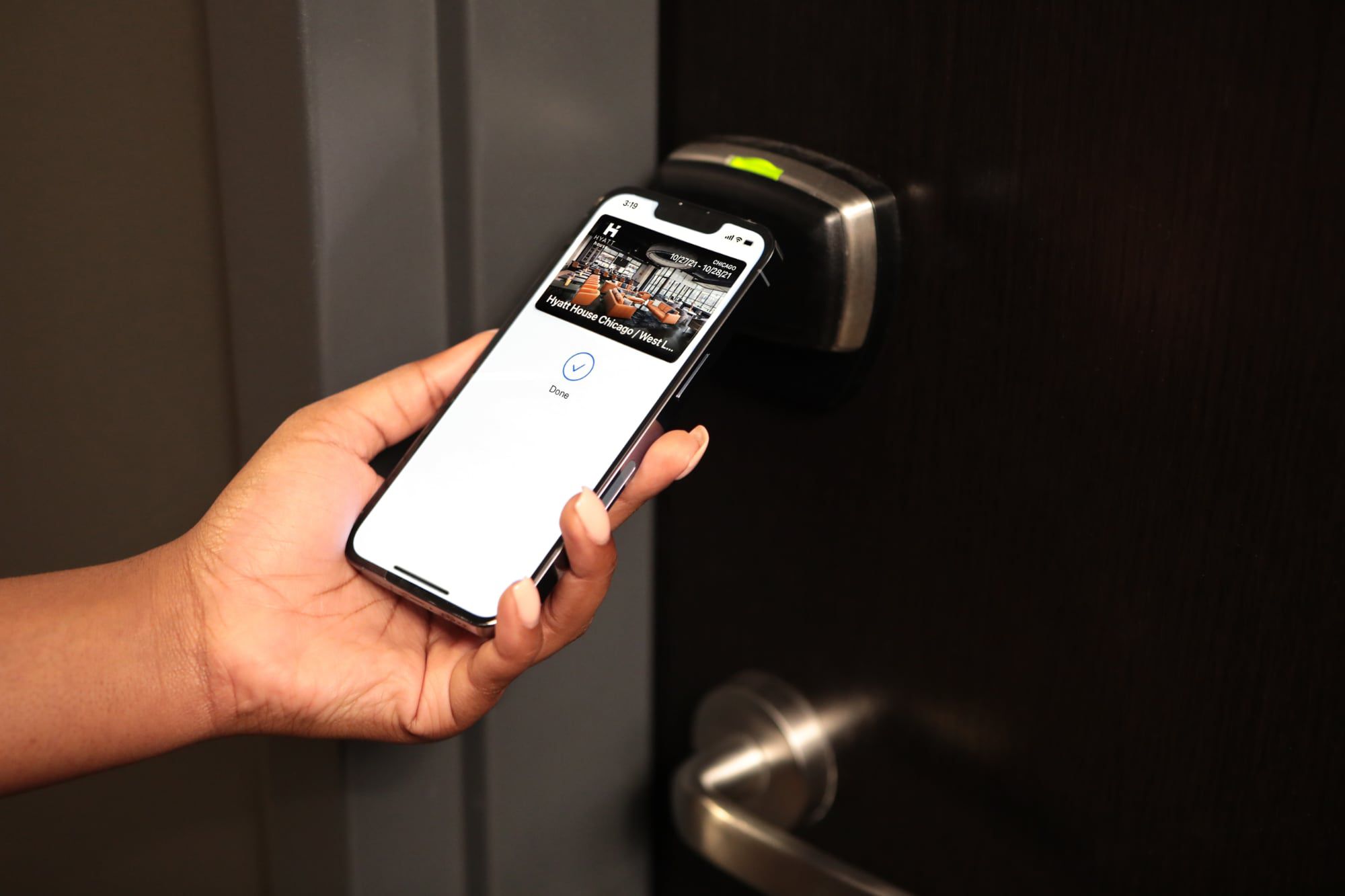 iOS 15: How to Add a Hotel Room Key to iPhone and Apple Watch - MacRumors