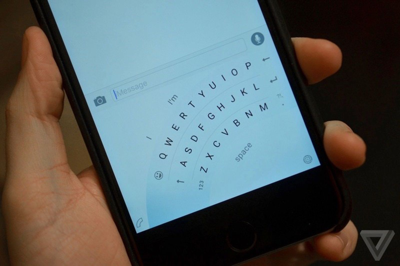 Microsoft to Bring Windows Phone Keyboard to iOS With Unique One-Handed ...