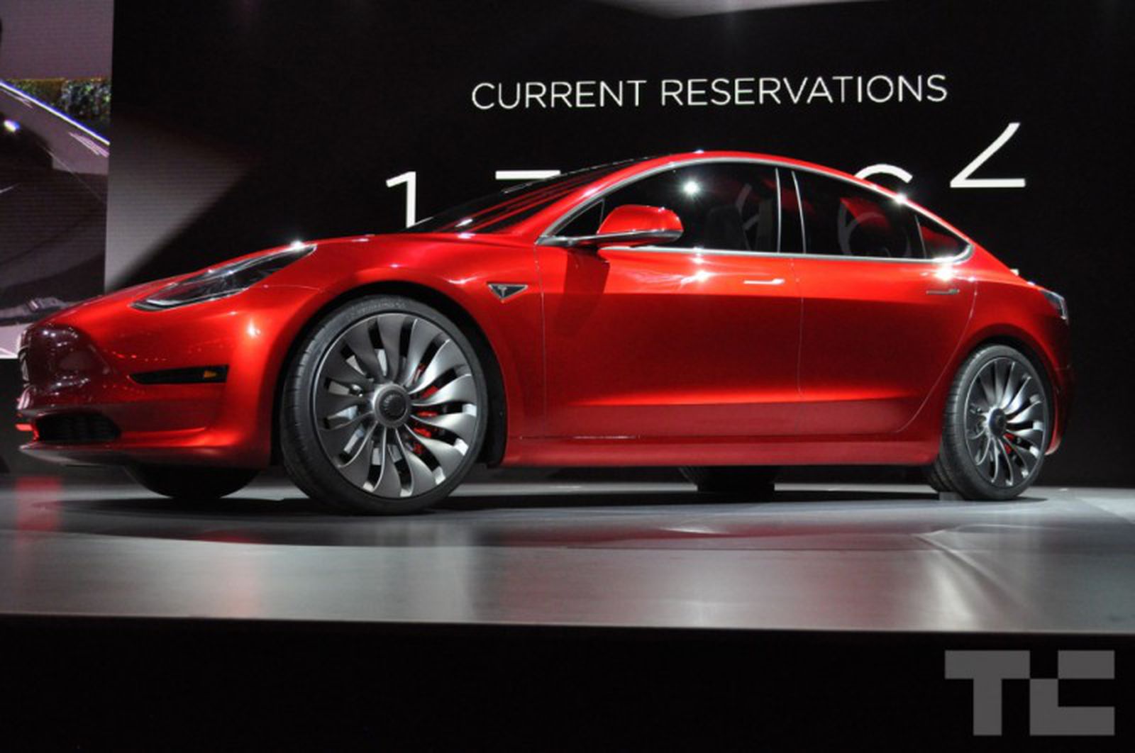 Tesla Unveils $35,000 Model 3 Electric Car, Shipping Late 2017 - MacRumors