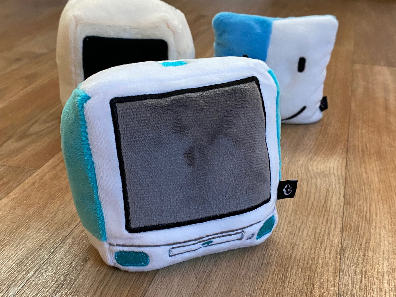 Throwboy Pocket Pillows Review - MacRumors