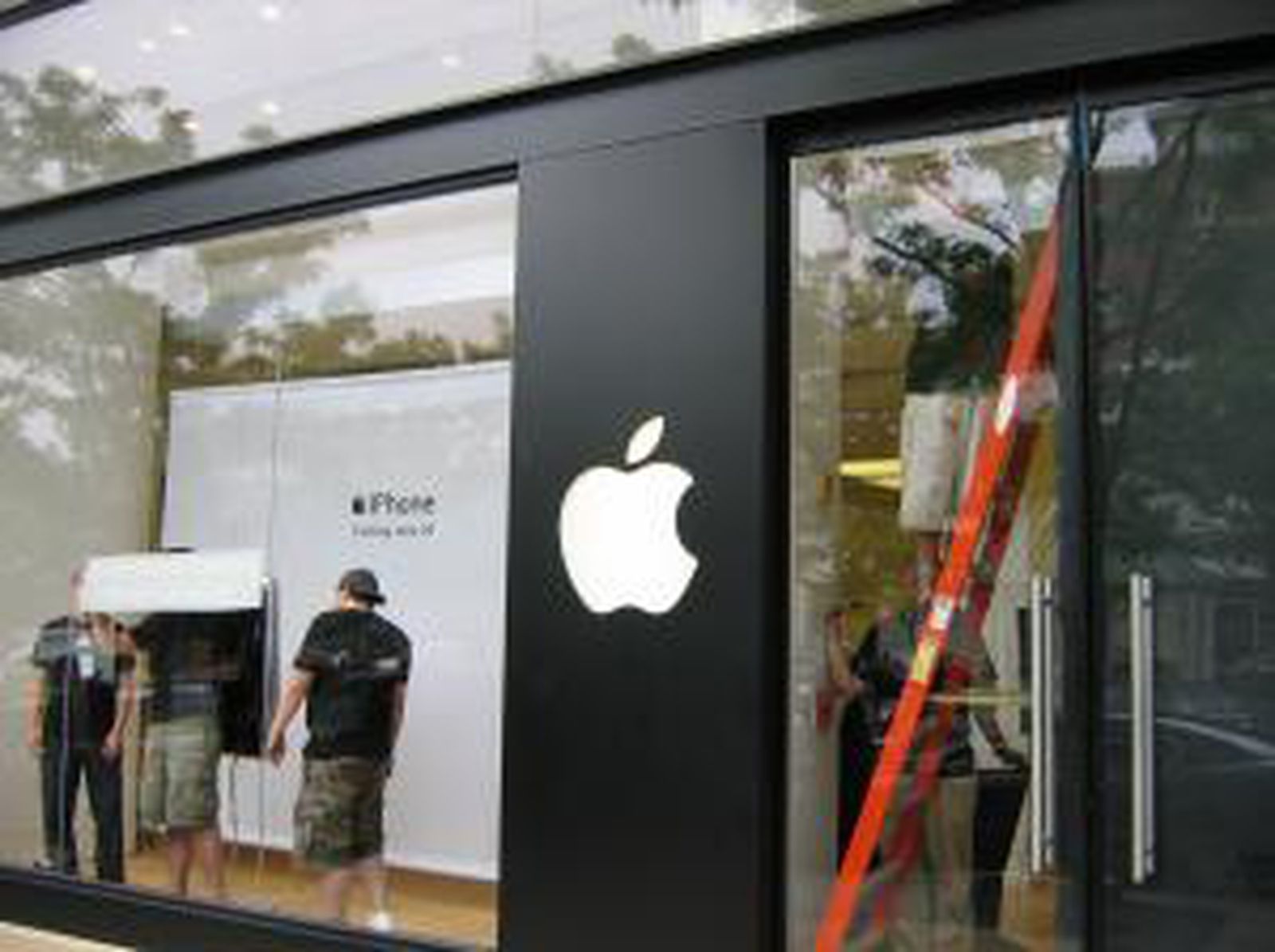 The iPhone Wait - MacRumors
