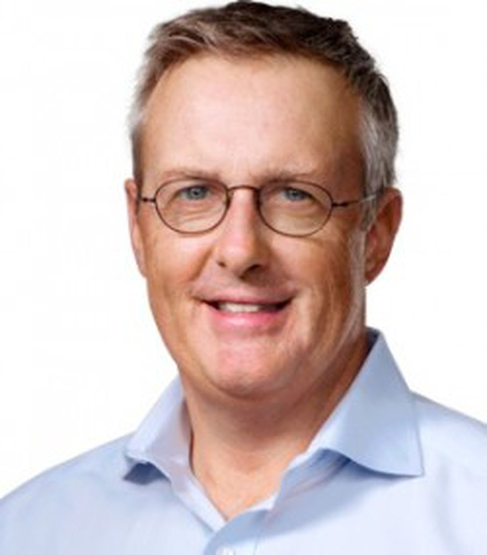 Apple's Chairman and Top Lawyer Cash in Combined $10M in Stock Bonuses ...