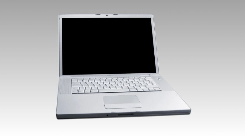 Apple Launched the MacBook Pro 19 Years Ago Today - MacRumors